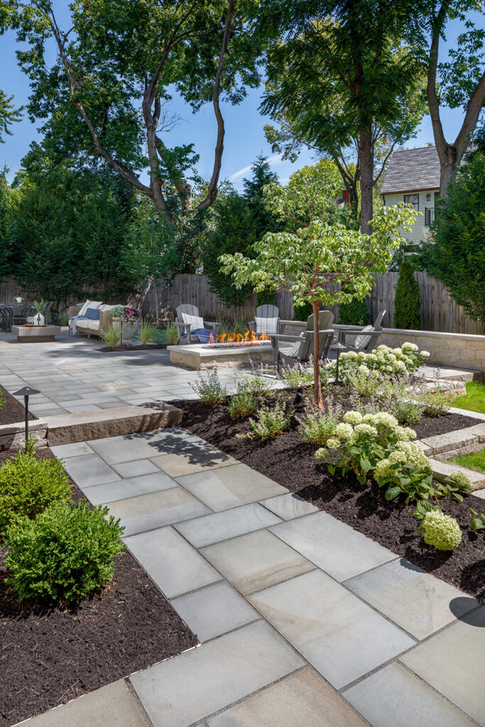 A Contemporary Classic - GreenScapes Contemporary Classic Landscape Install